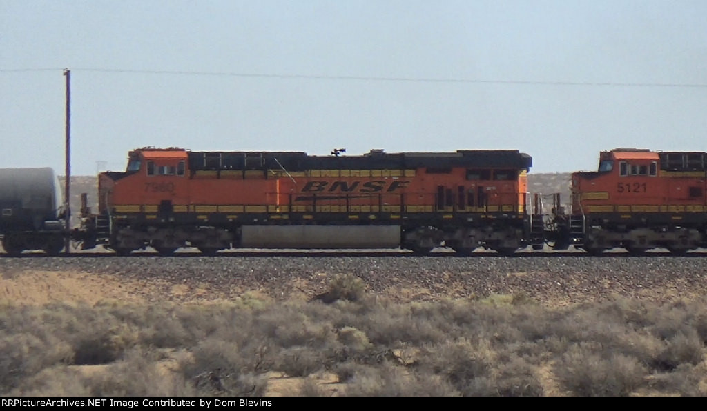 BNSF 5121